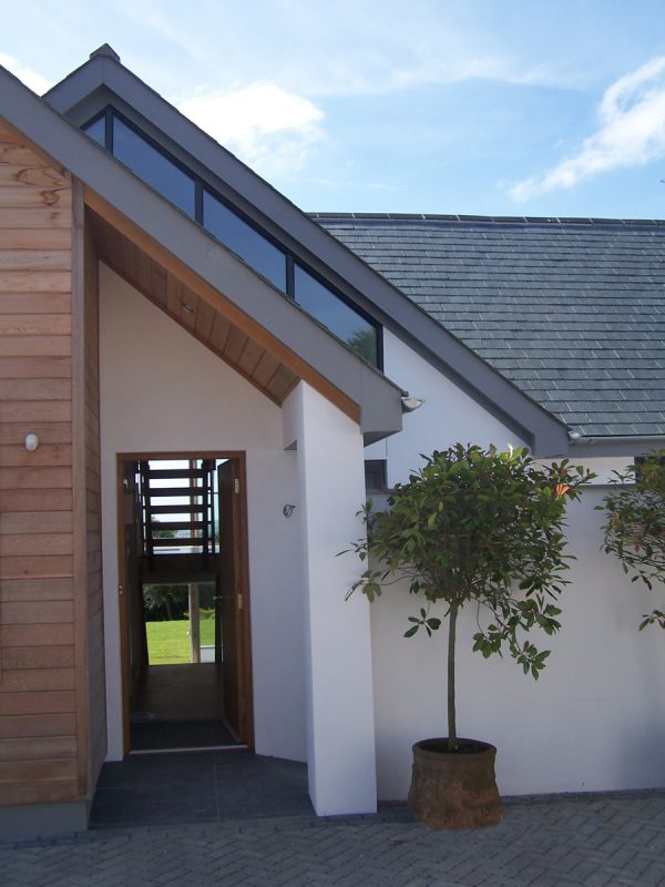 highcliffe-hamfield-exterior-plant - Purl Design